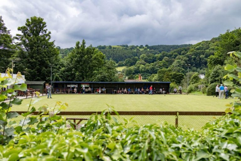 Outdoor vs. Indoor Corporate Events: Catering Considerations in ...